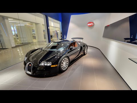 Tour of Manhattan Motorcars Part 1! (Bugatti Veyron, Porsche 918 Spyder, and More)