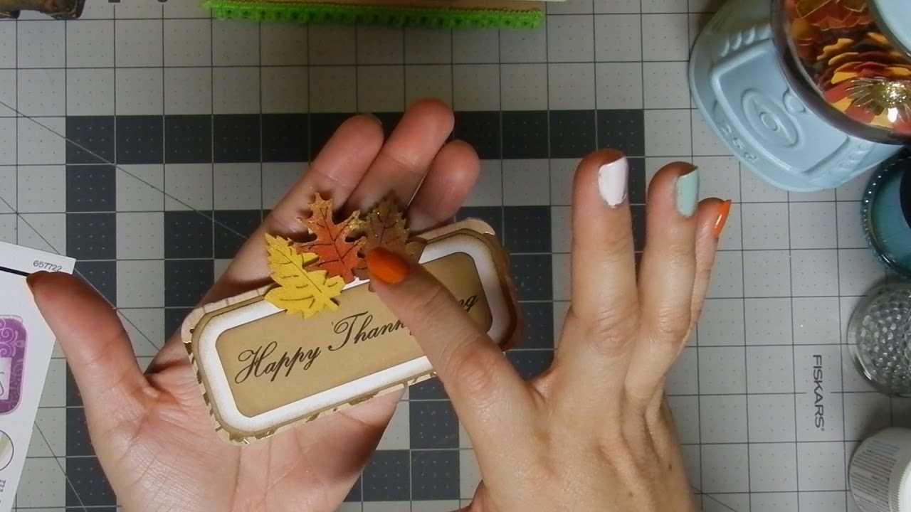 DIY Place cards for Thanksgivig #eileenhulldies #thanksgiving