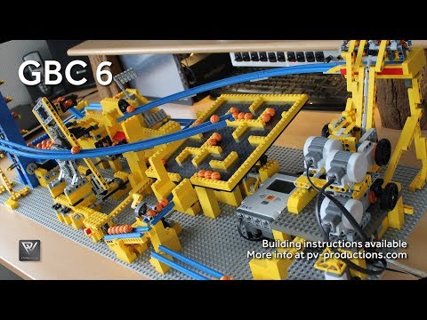 Pretty complex LEGO contraption – Bits and Pieces