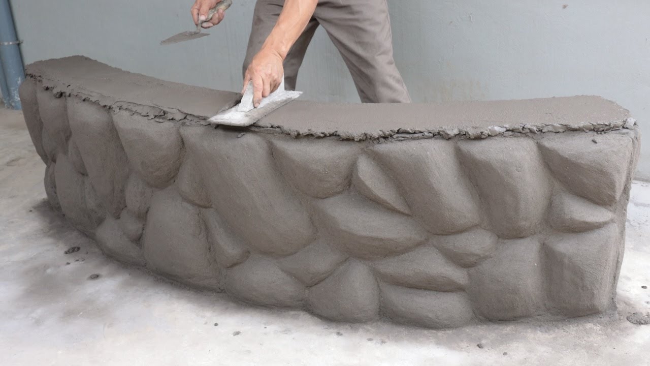 Construction A Bench Curved With Brick-  How To Stone Effect On The Wall