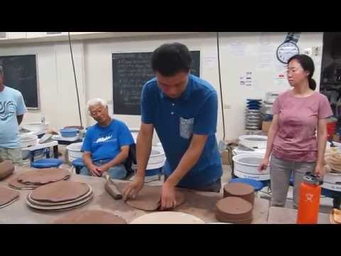 Lee Kang Hyo making bases for onggi pots