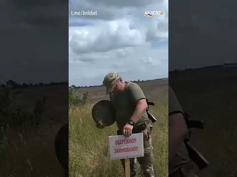 Stern Ukrainian soldier sets up a sign using an anti-tank mine #shorts