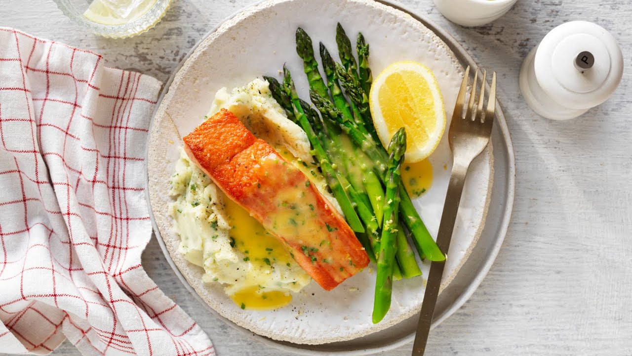 Garlic and Herb Buttery Mash Recipe | myfoodbook