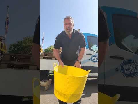 Yellow tubs with handles - Manual Handling