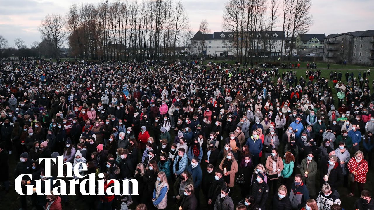Ashling Murphy: thousands attend vigils across Ireland for teacher killed going for run
