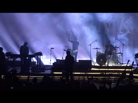 Arctic Monkeys - Brianstorm - Live at Masonic Temple in Detroit, MI on 8-1-18