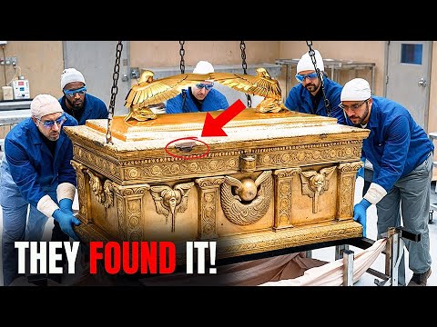 Scientists Finally Found the Ark of the Covenant Sealed For 3,000 YEARS!