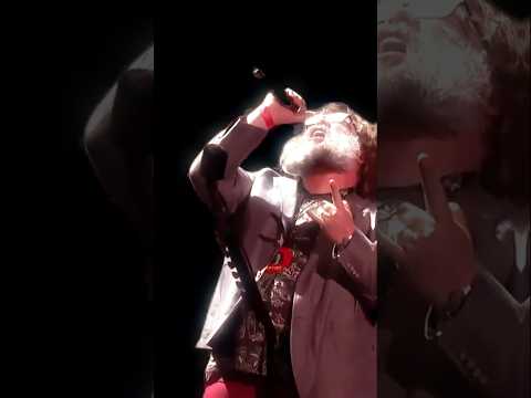 #When James Hetfield and Jack Black Blow Up the stage.