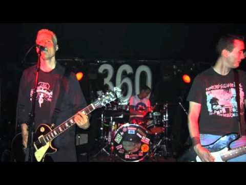 THE FALLOUT – TALKIN’ PUNK ROCK CIVIL WAR | FALL OFFENSIVE 2013