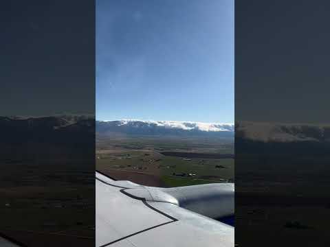 On final into #BZN #bozeman #montana #ynp #travel #737