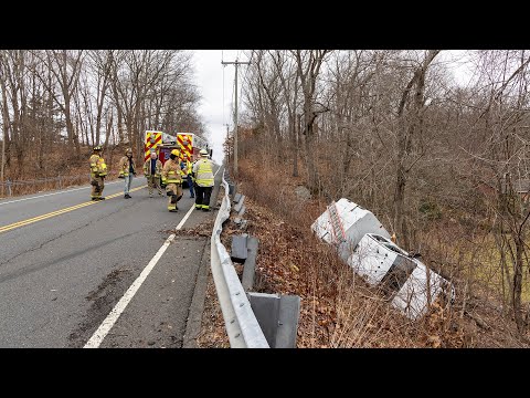 Leavenworth Rd. MVA Rollover (Shelton, CT) 1/30/24