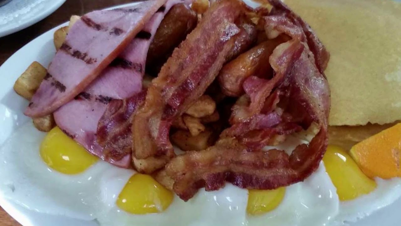 Broadway Diner, Hamilton, Ontario  - Best Restaurants in Ontario