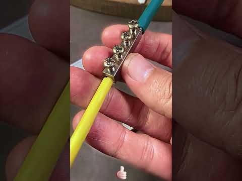 Convenient auxiliary tool for rapid connection of copper and aluminum wires