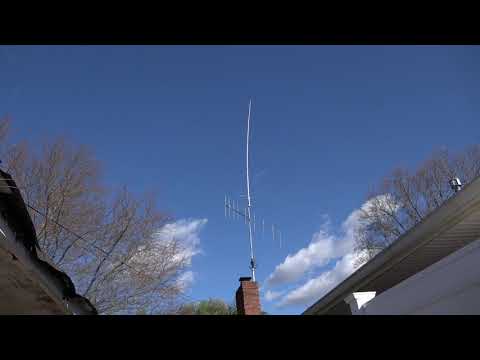 X700 24 Foot Vertical Antenna in the wind