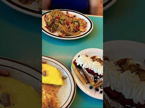 Ate Breakfast at a local restaurant where I live Glez Family Restaurant
