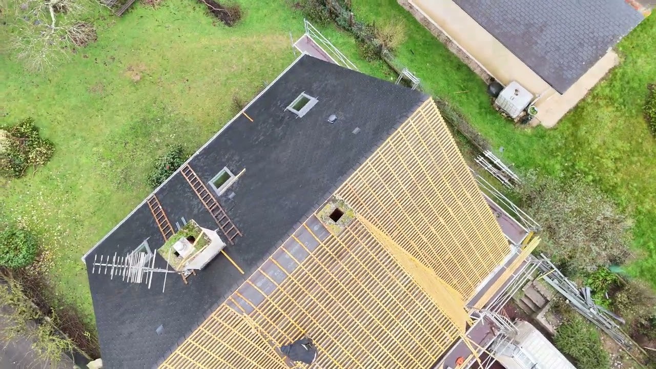 Travaux de couverture : chantier en pleine réalisation | LR Habitat