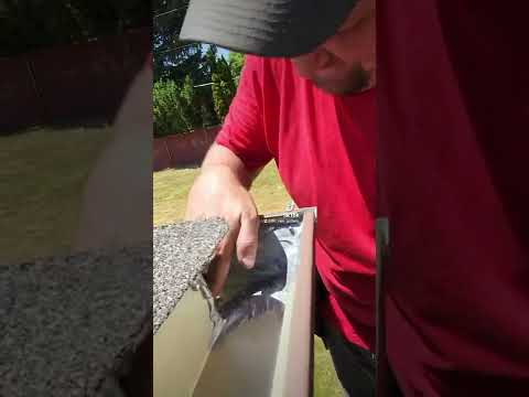 Caulking Rain Gutter Corner Miters