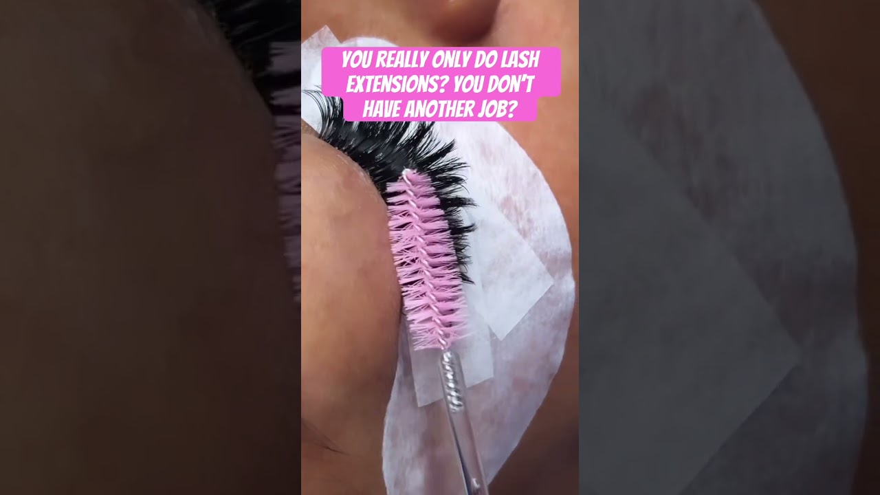Rich off lashes you can be too! #lasheducation #lash #learning #learnliveonline #wispylashes