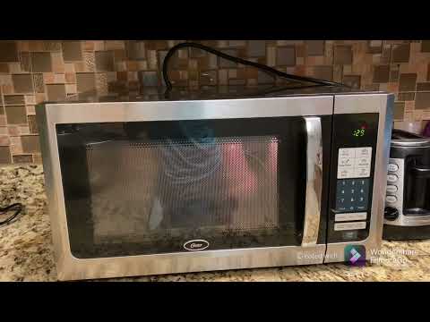 Oster countertop microwave
