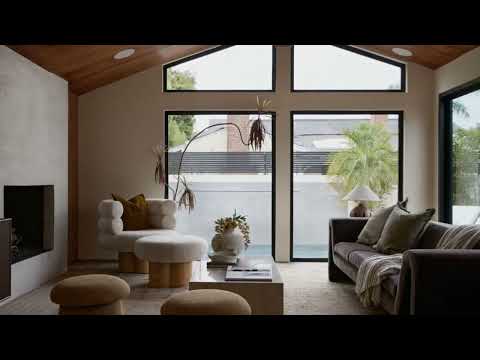 12622 Sarah Street, Studio City, CA 91604