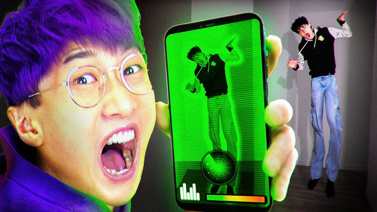 LankyBox Tries WEIRD IPHONE APPS! (GHOST DETECTOR APP?!)