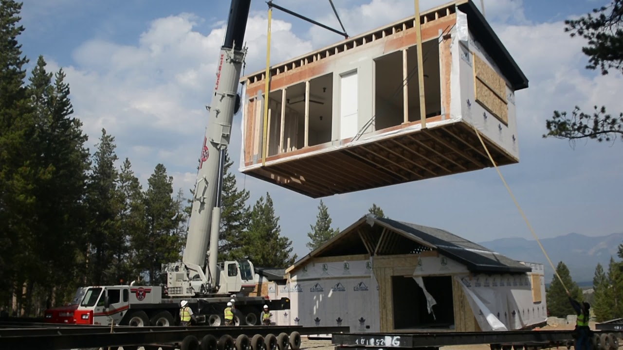 AOC Architecture and Development: Modular Home One Day Build
