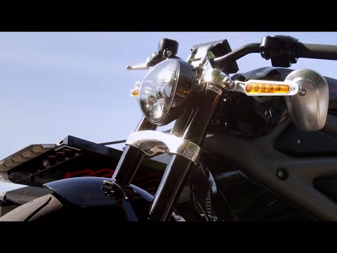 Harley Davidson LiveWire Review at RevZilla.com