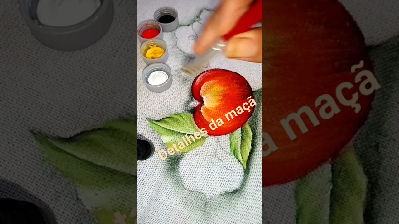 learn how to paint apples easily #subscribe #extra income #fabric painting
