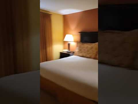 Vacation Village at Williamsburg - Two-Bedroom Suite - Room Tour (50A)