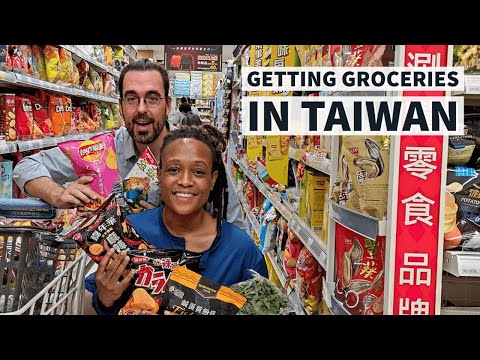 American Expats First Visit To A Taiwan Grocery Store