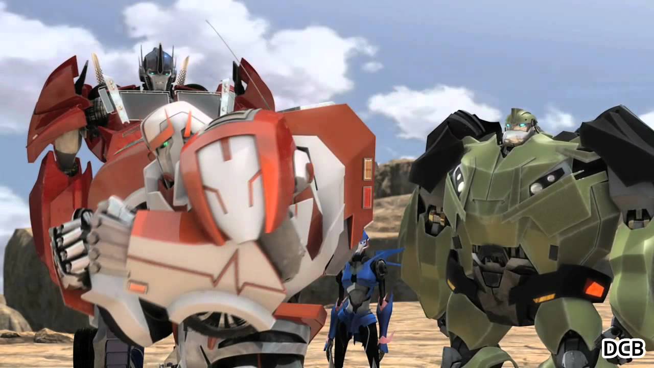 Transformers: Prime - Ratchet disputes against Optimus Prime about the Protocol