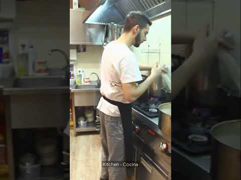 How to say kitchen in Spanish