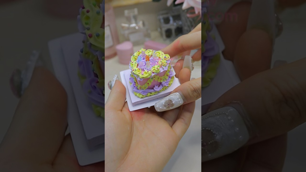 DIY Mini Clay Cake Fun | Yellow & Purple Icing Techniques 🎂 #princess #y2k #diy #handmade #cakes