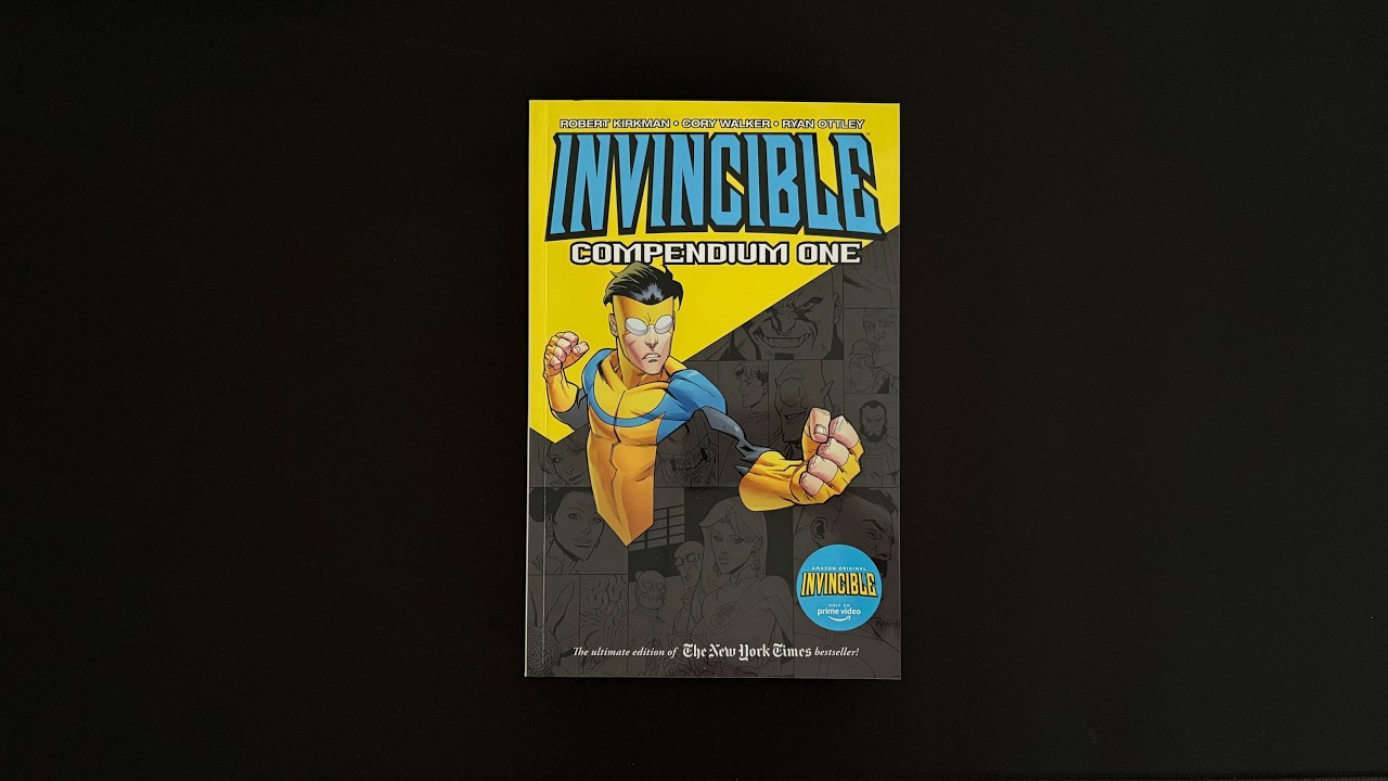 Invincible Compendium Volume 1 - Robert Kirkman