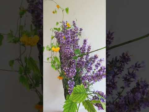 #lavender floral designs #handmade #diy #florist #flowerstagram #flowerdaily made by Rose Cao.