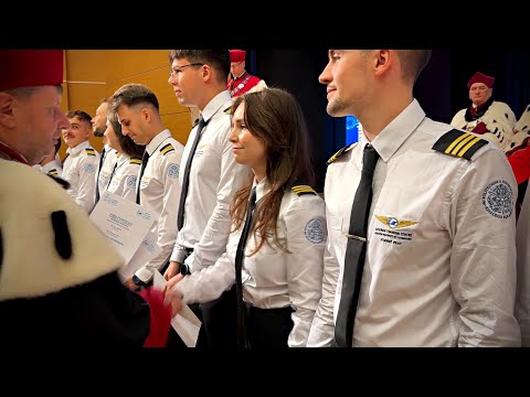 POLITECHNIKA RZESZOWSKA WYKSZTAŁCIŁA JUŻ PONAD 1174 PILOTÓW