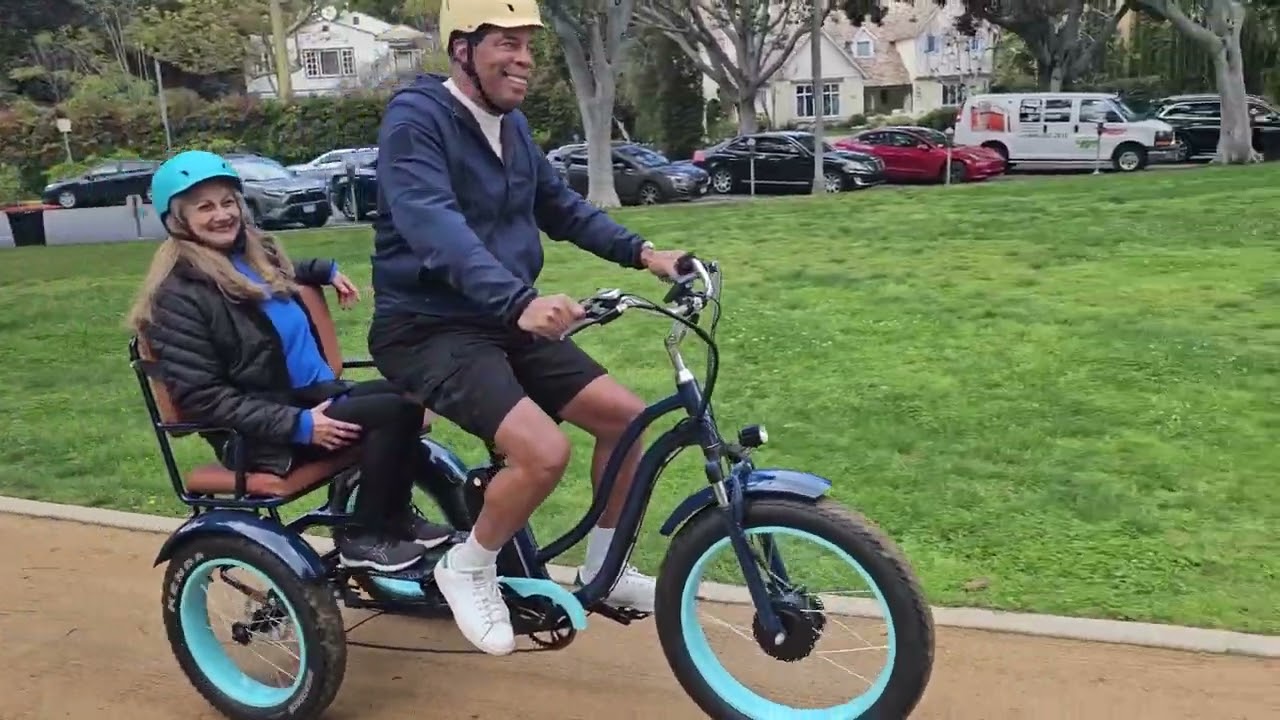 INSANE 3 Wheel Electric Bike! Bring Passengers, Go Off Roading, this Thee Wheel EBike Can Do It All