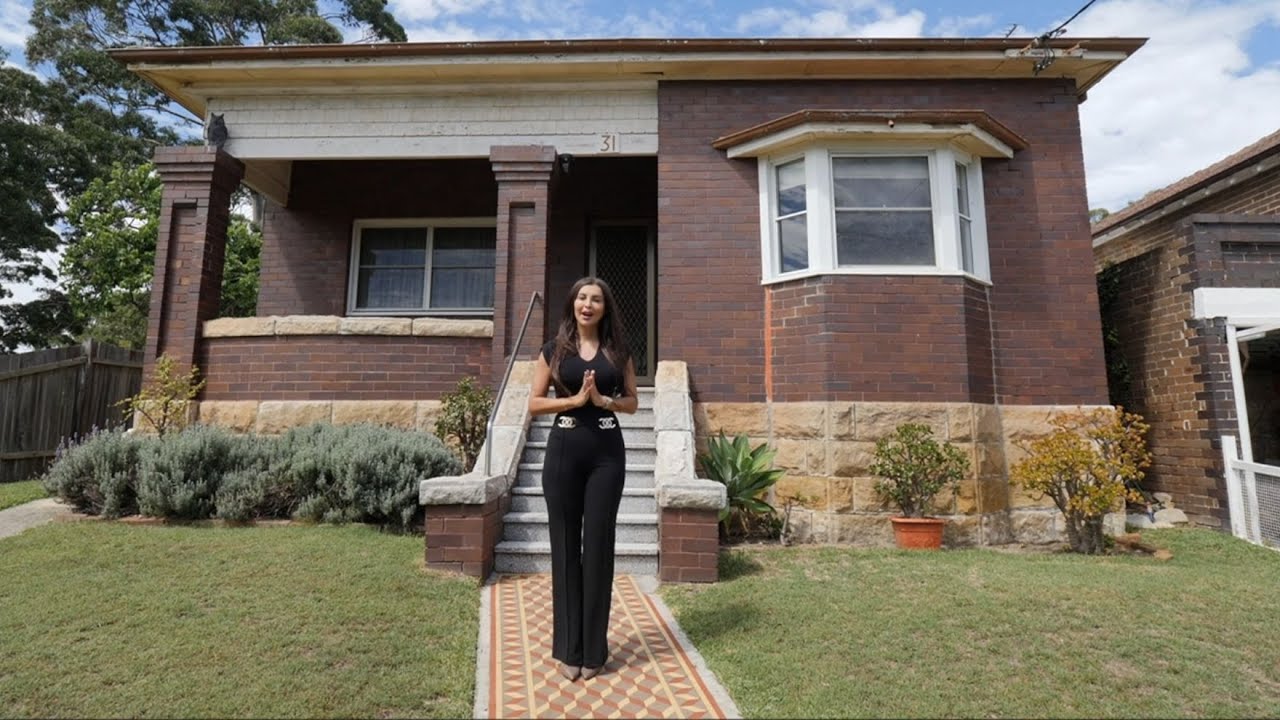 CONNIE GERAKIS - Aria Realty Co. - realestate.com.au