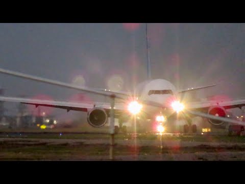 Condor Boeing 767-330(ER) & Air Canada Fly the Flag Livery Boeing 787-9 Dreamliner