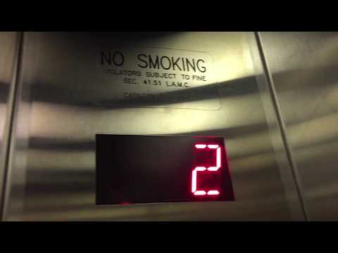 Strange Modded 1986 D&G Hydraulic Elevator @ MRE Plaza Shopping Center, Los Angeles, CA
