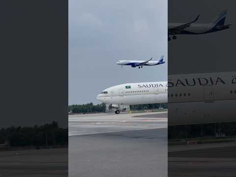 IndiGo Landing | Saudia Ready For TakeOff | #shorts #trending #viralshorts #airbus #boeing #saudi