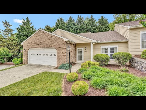 3382 Laurel Cir, Cave Spring, VA