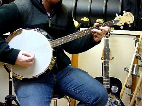 O'Brien's - Gold Tone Tenor 4 String Banjo.MOV
