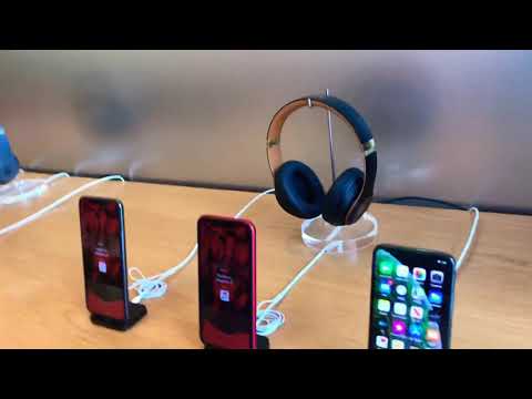 Apple store in Charleston SC summer 2019