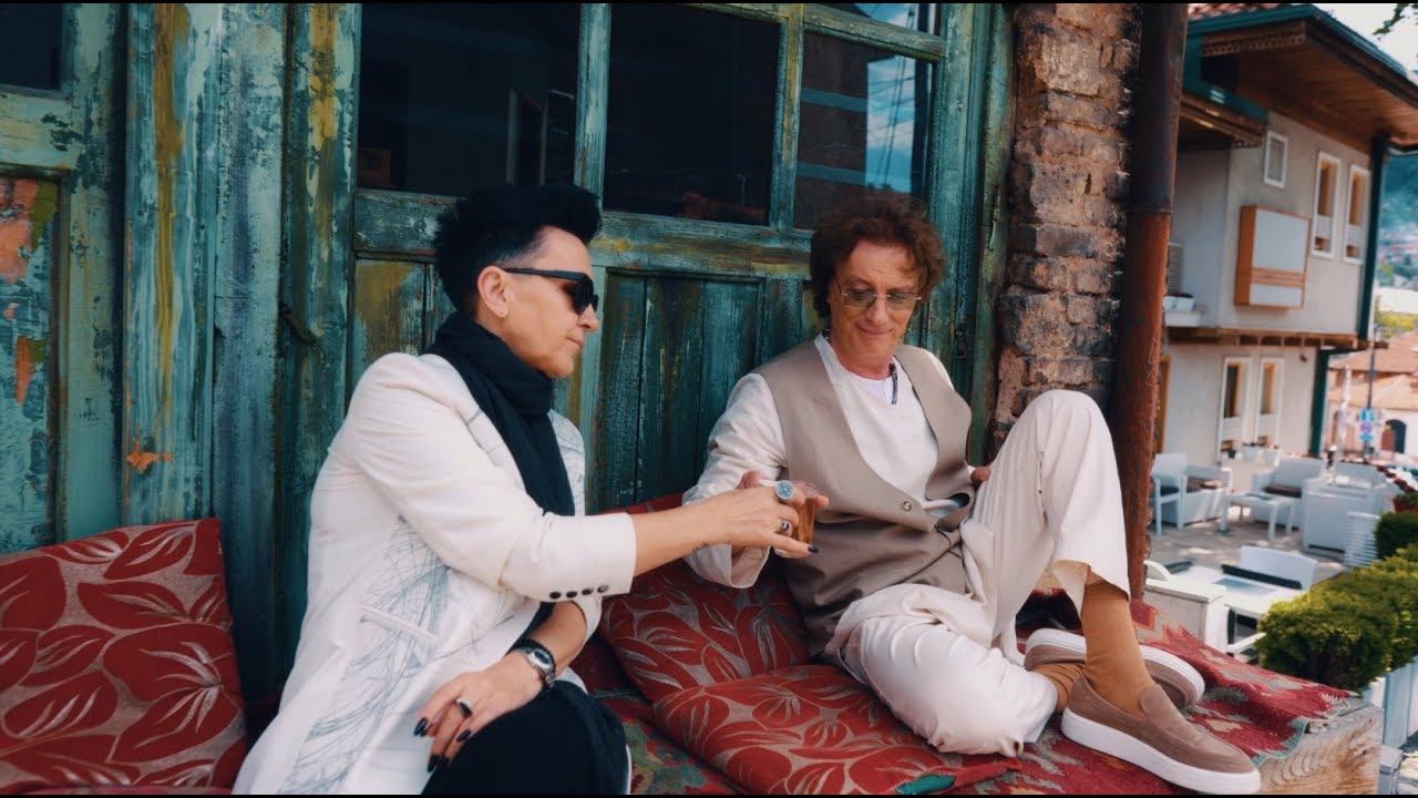 ZIVOT ODE NABRZAKA by Tonci & Madre Badessa from Croatia | Popnable