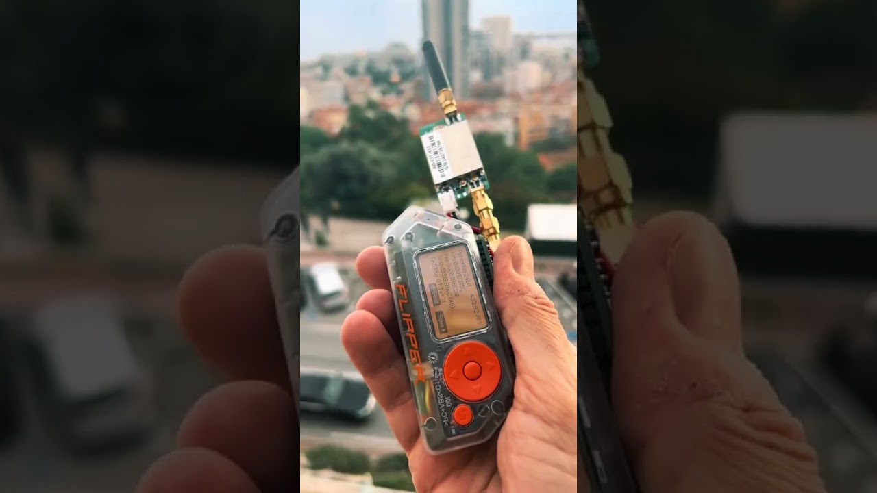 The #fluxcapacitor by #rabbitlabs is probably the best #cc1101 module for the #flipperzero.