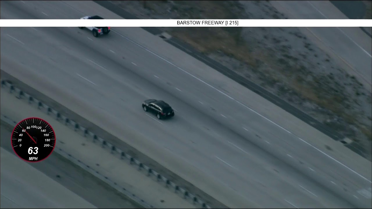Live: Authorities in pursuit of driver in San Fernando Valley