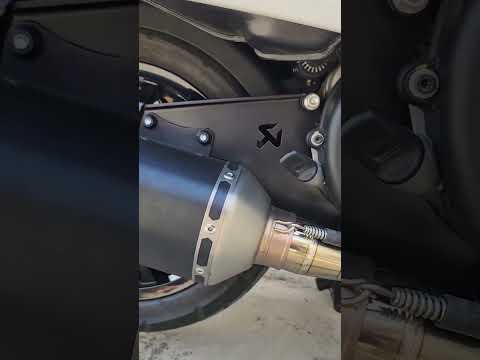 My Vespa Sprint in Akrapovic exhaust. #vespa #sprints150 #akrapovicexhaust #titaniumheader #exhaust