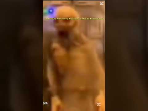 me tweaking after hearing this song for the billionth time #funny #memes #tweakin #alien #virusalert
