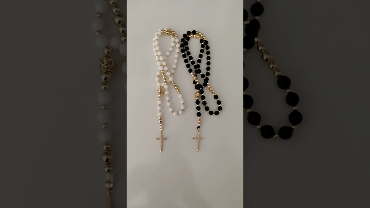 Rosarios elaborados con piedras Onix, acero y rodio con incrustaciones dé zircón